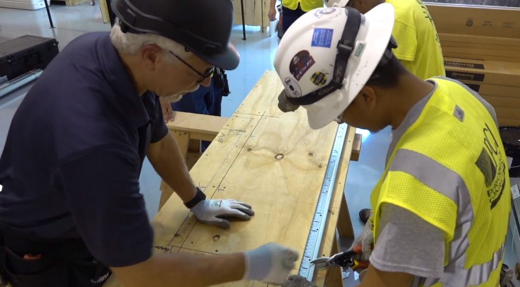 Industry Expertise | Contractors | Armstrong Ceiling Solutions – Commercial