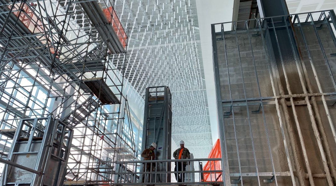 Curvy Cruise Ship Terminal | Armstrong Ceiling Solutions – Commercial