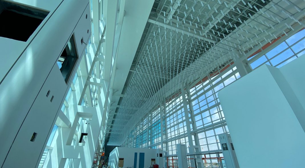 Curvy Cruise Ship Terminal | Armstrong Ceiling Solutions – Commercial