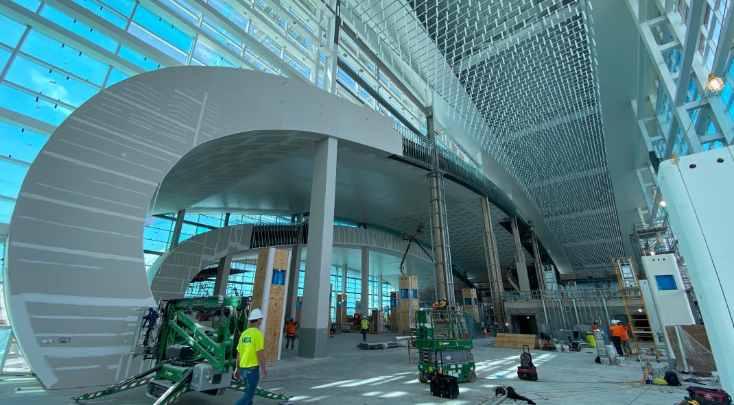 Curvy Cruise Ship Terminal | Armstrong Ceiling Solutions – Commercial