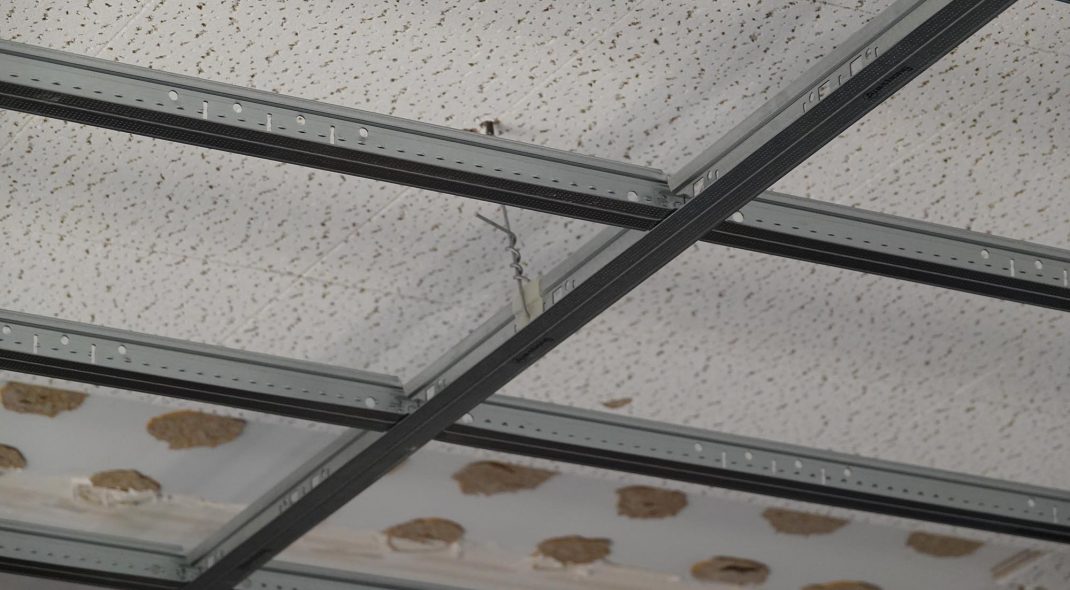 Impact Isolation Clip (IIC) | Armstrong Ceiling Solutions – Commercial