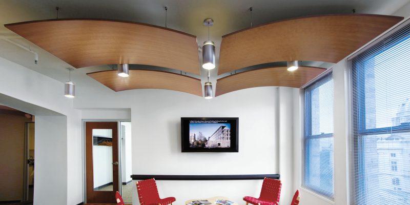 Plafonds en bois sur mesure | Armstrong Ceiling Solutions – Commercial