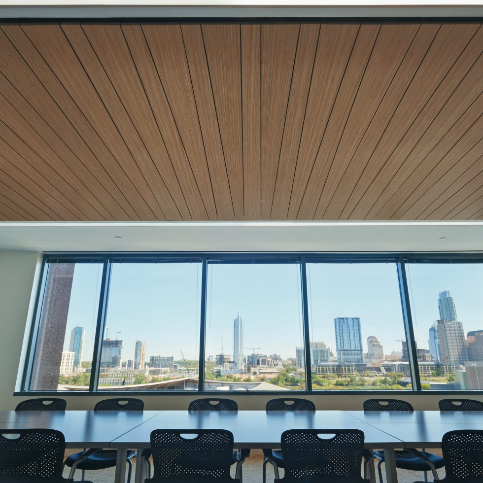 lignes WoodWorks | Armstrong Solutions Plafonds – Commercial